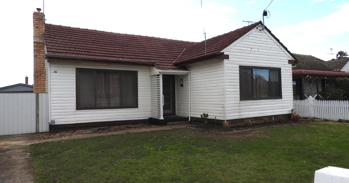 16 Barnett Street, Sunshine VIC 3020 - property.com.au
