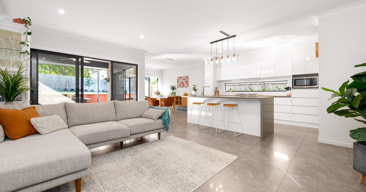 49 Ellen Street, Oxley QLD 4075 - property.com.au