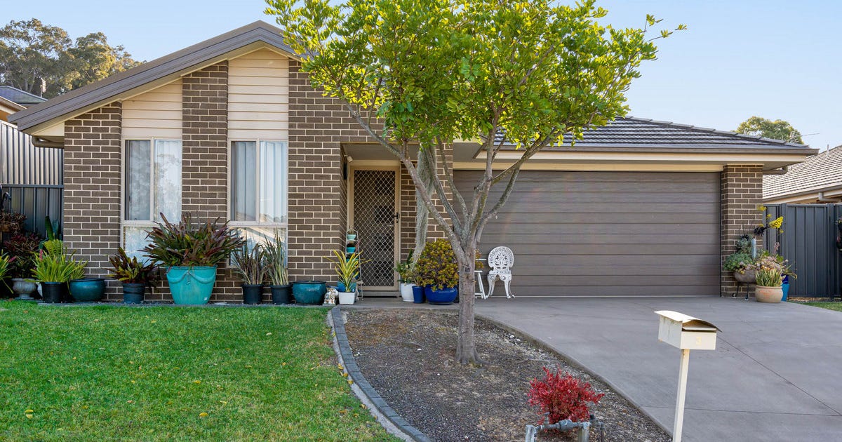 3 Creswell Street, Wadalba NSW 2259 - property.com.au