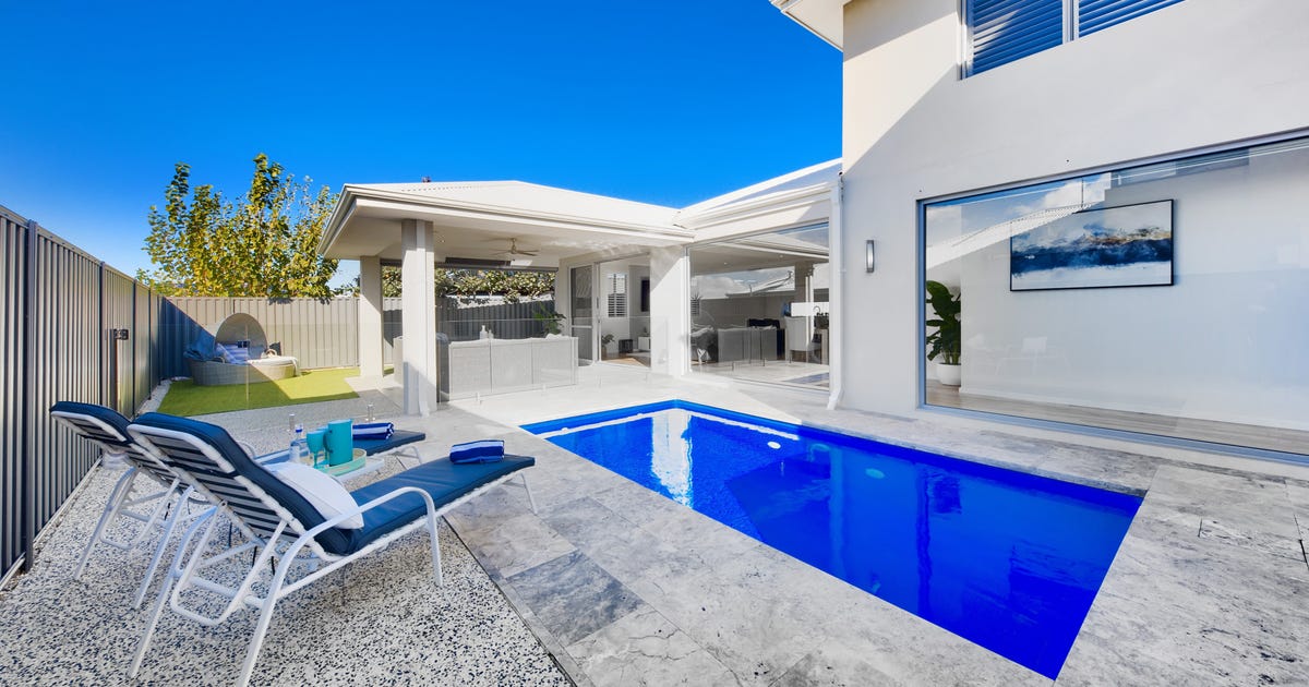 8 Menner Court, Scarborough WA 6019 - property.com.au