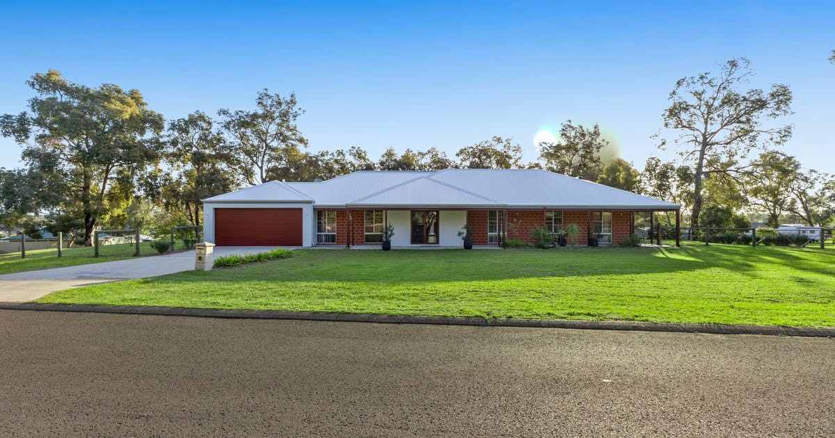 15 Barrington Knight Road, Yarloop WA 6218 - property.com.au