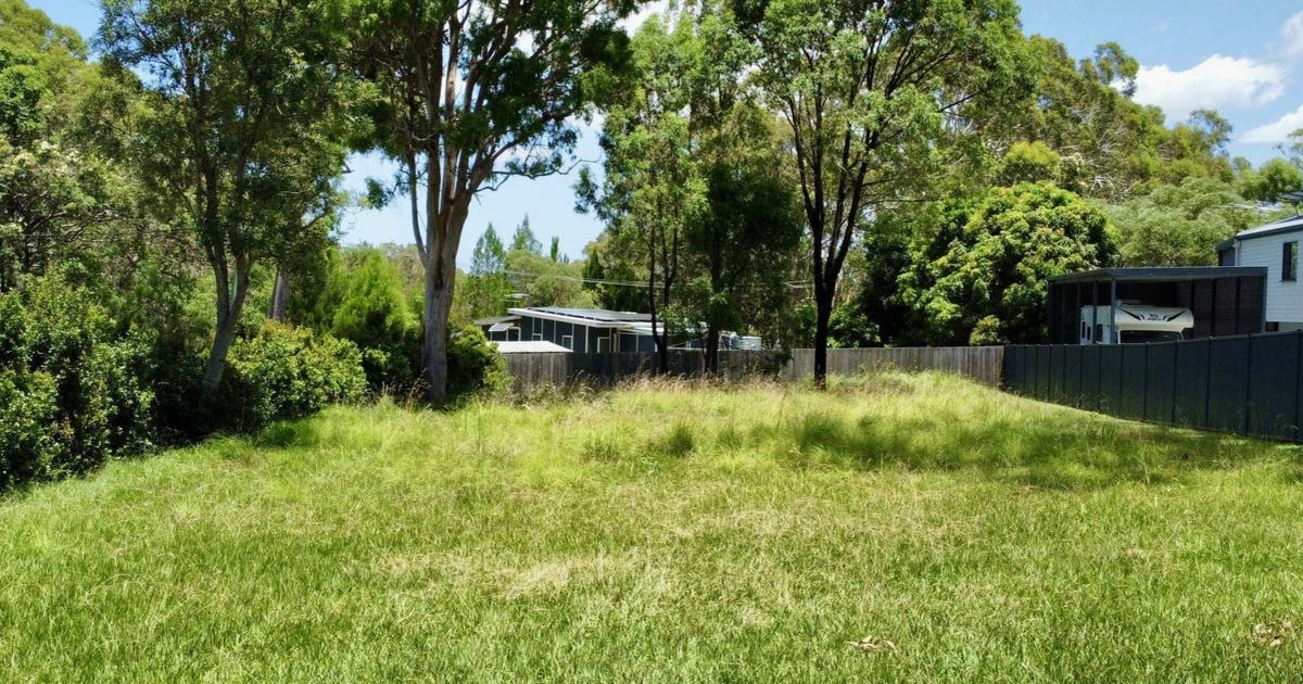 17 Alexander Street, Macleay Island QLD 4184 - property.com.au