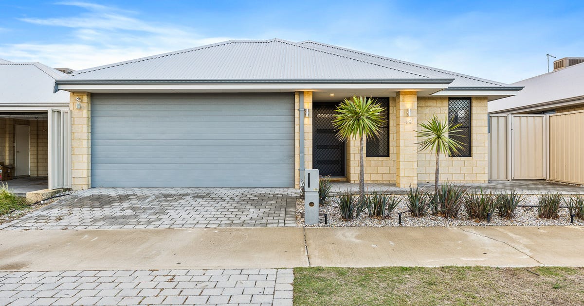 49 Sharperton Meander, Dudley Park WA 6210 - property.com.au
