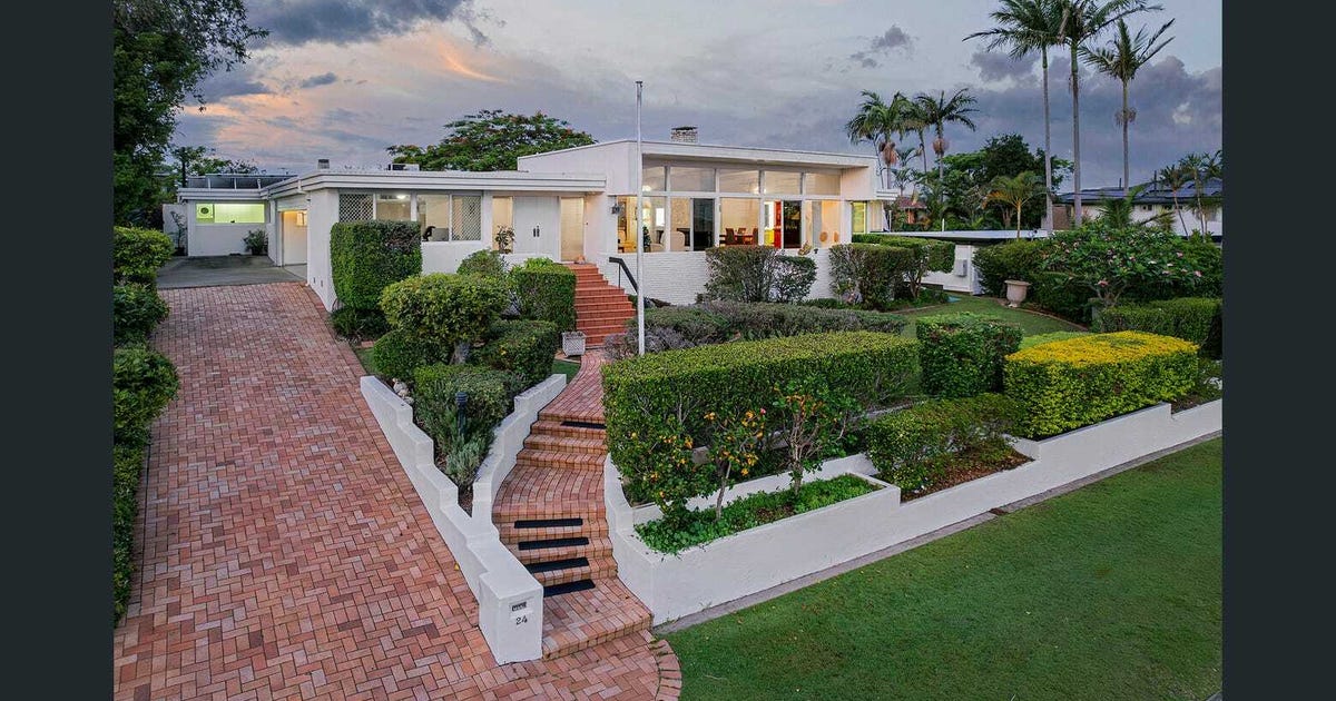 24 Chartwell Street, Aspley QLD 4034 - property.com.au