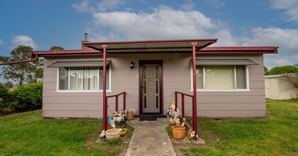 48 Dundee Street, Deepwater NSW 2371 - property.com.au