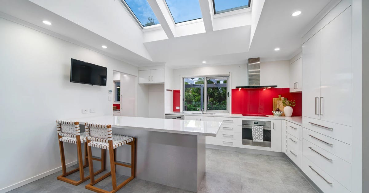 10 Allunga Court, Mooloolaba QLD 4557 - property.com.au