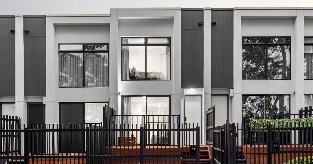 60 Riana Loop, Eumemmerring VIC 3177 - property.com.au