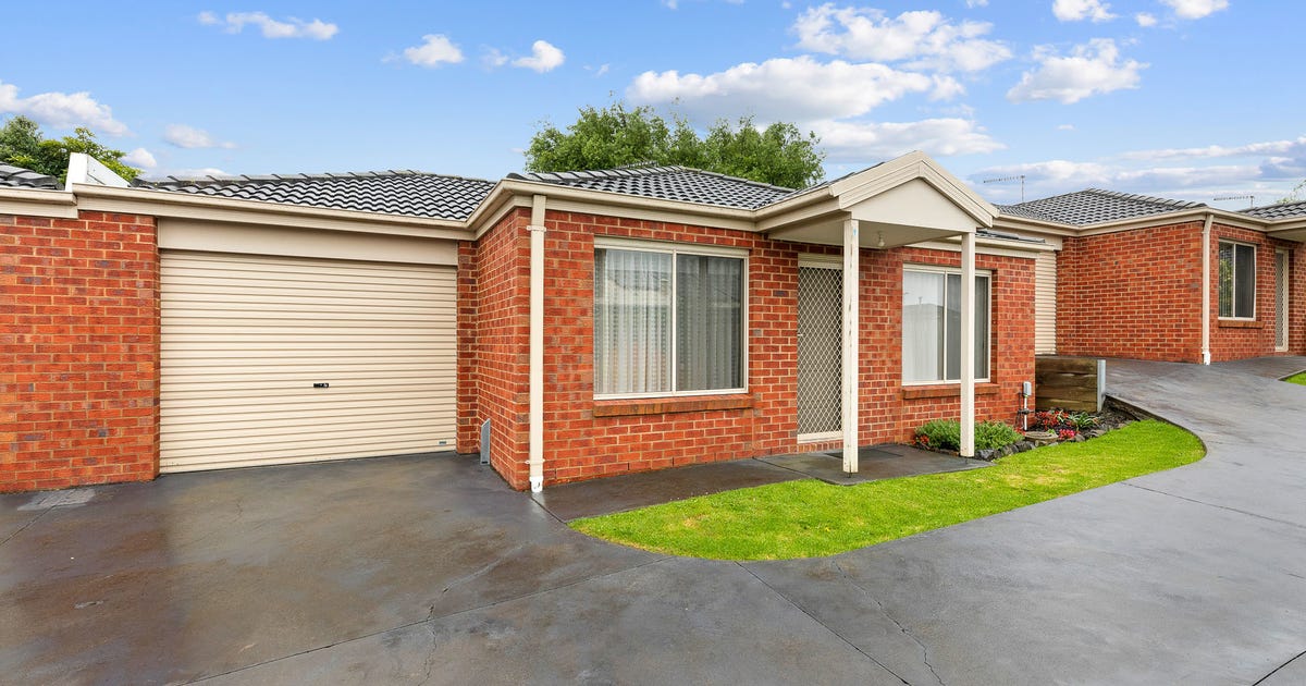 9/12 Mcclenaghan Place, Pakenham VIC 3810 - property.com.au