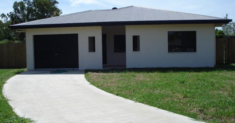 19 River Drive, Mareeba QLD 4880 - property.com.au