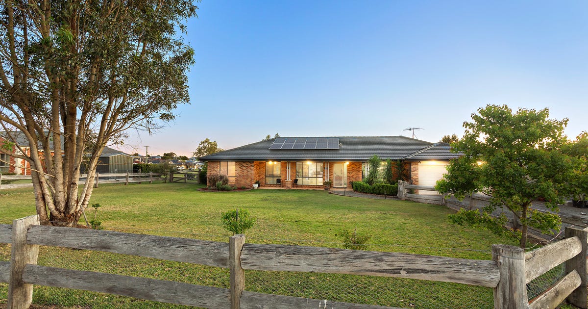 74 Hillview Road, East Branxton NSW 2335 - property.com.au
