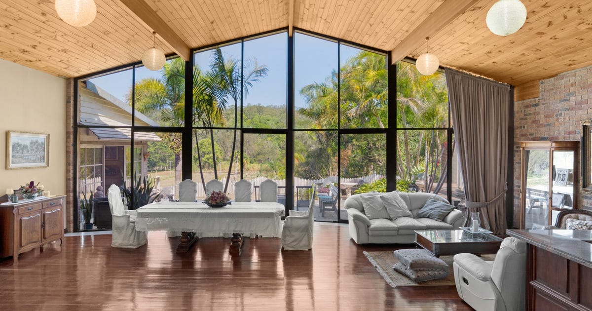 27 Mark Way, Mudgeeraba QLD 4213 - property.com.au