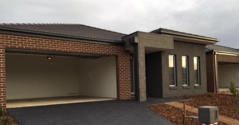 25 Peroomba Drive, Point Cook VIC 3030 - property.com.au