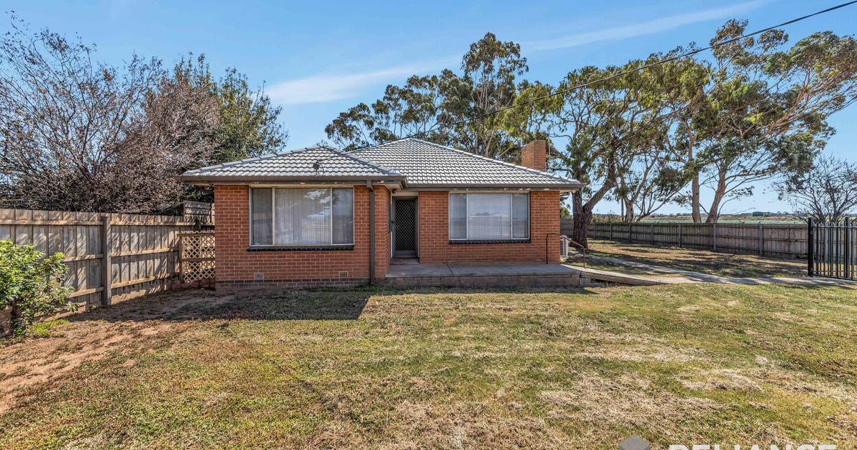 252 Diggers Road, Werribee South VIC 3030 - property.com.au