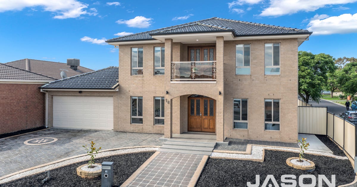 18 Hayfield Road, Roxburgh Park VIC 3064 - property.com.au