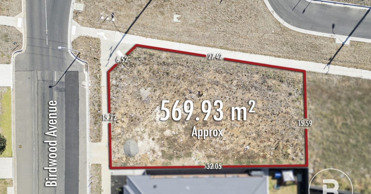 142 Birdwood Avenue, Sebastopol VIC 3356 - property.com.au