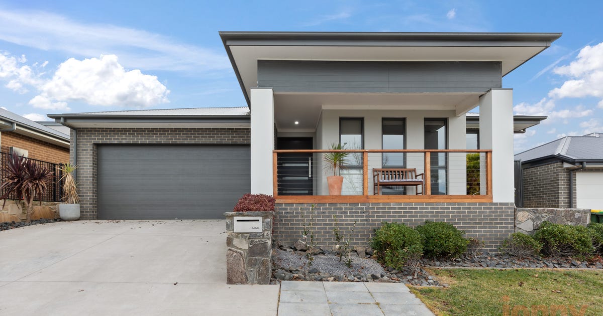 17 Christie Street, Googong NSW 2620 - property.com.au