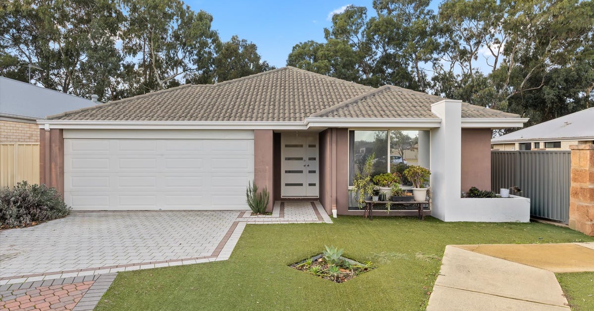 16 Gilman Court, Piara Waters WA 6112 - property.com.au