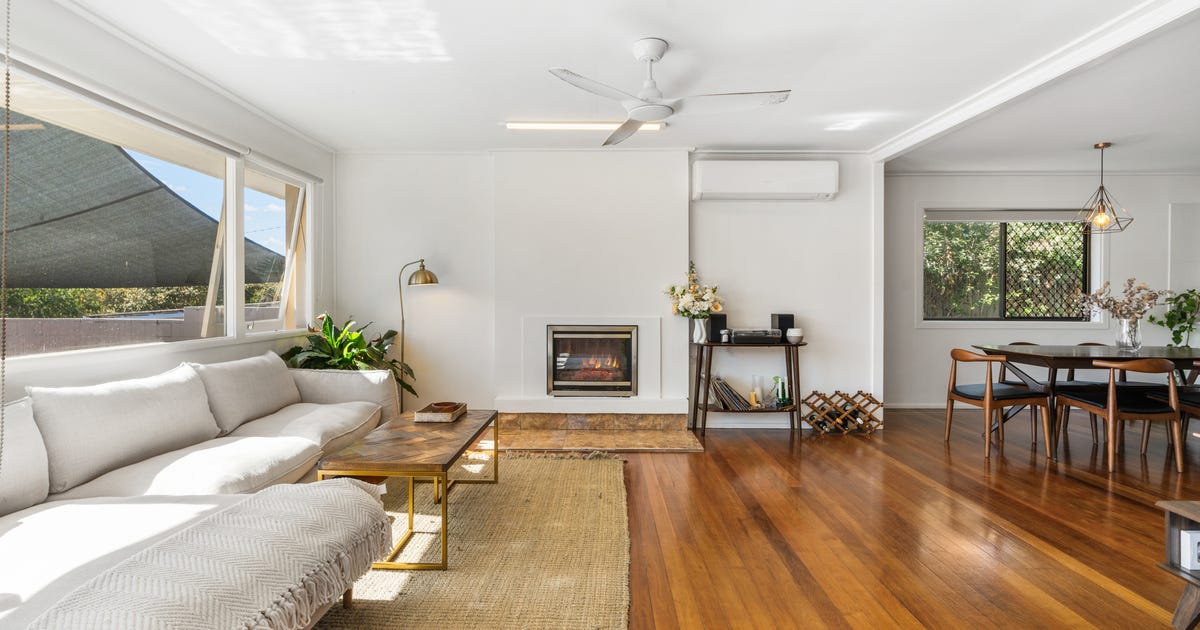 104 Kindra Avenue, Southport QLD 4215 - property.com.au