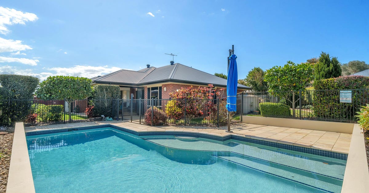 4 Orla Court, Murrumba Downs QLD 4503 - property.com.au