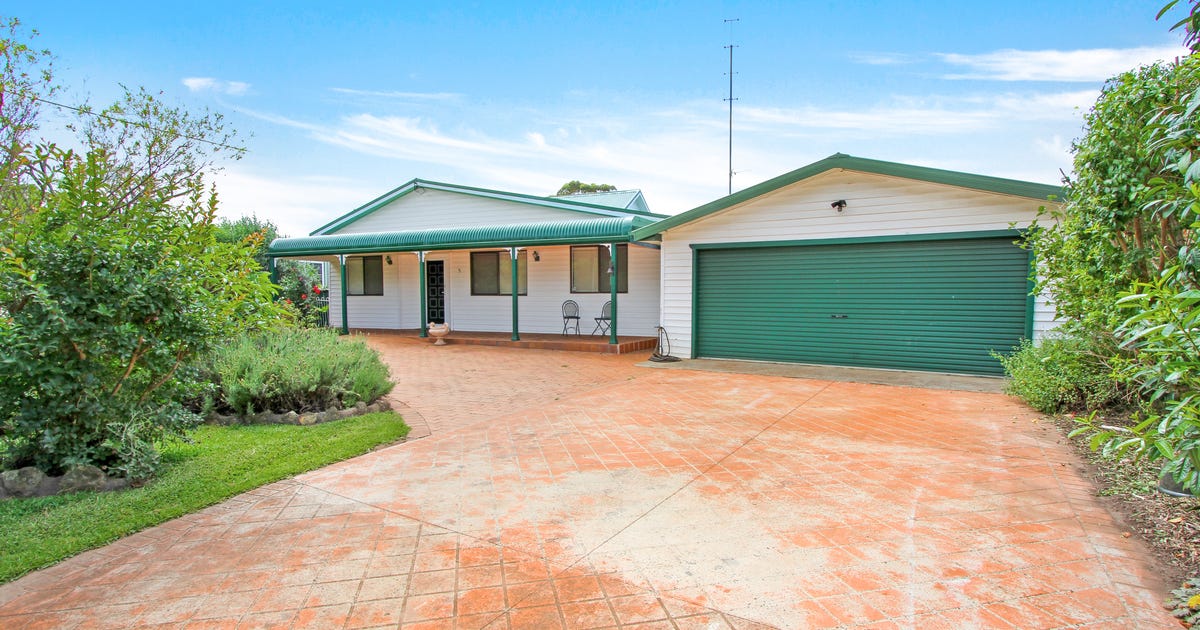 5 Charles Road, Tarrawanna NSW 2518 - property.com.au