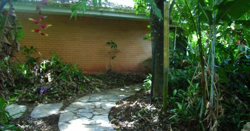368 Pease Street, Edge Hill QLD 4870 - property.com.au