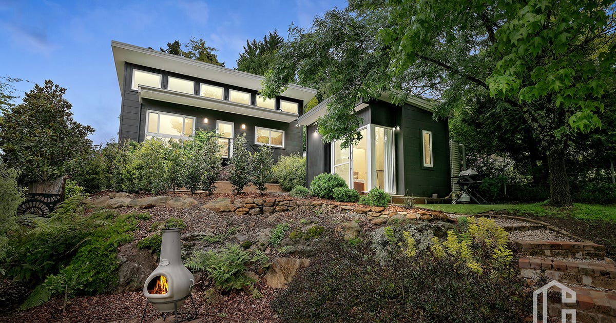10C Warne Street, Katoomba NSW 2780 - property.com.au