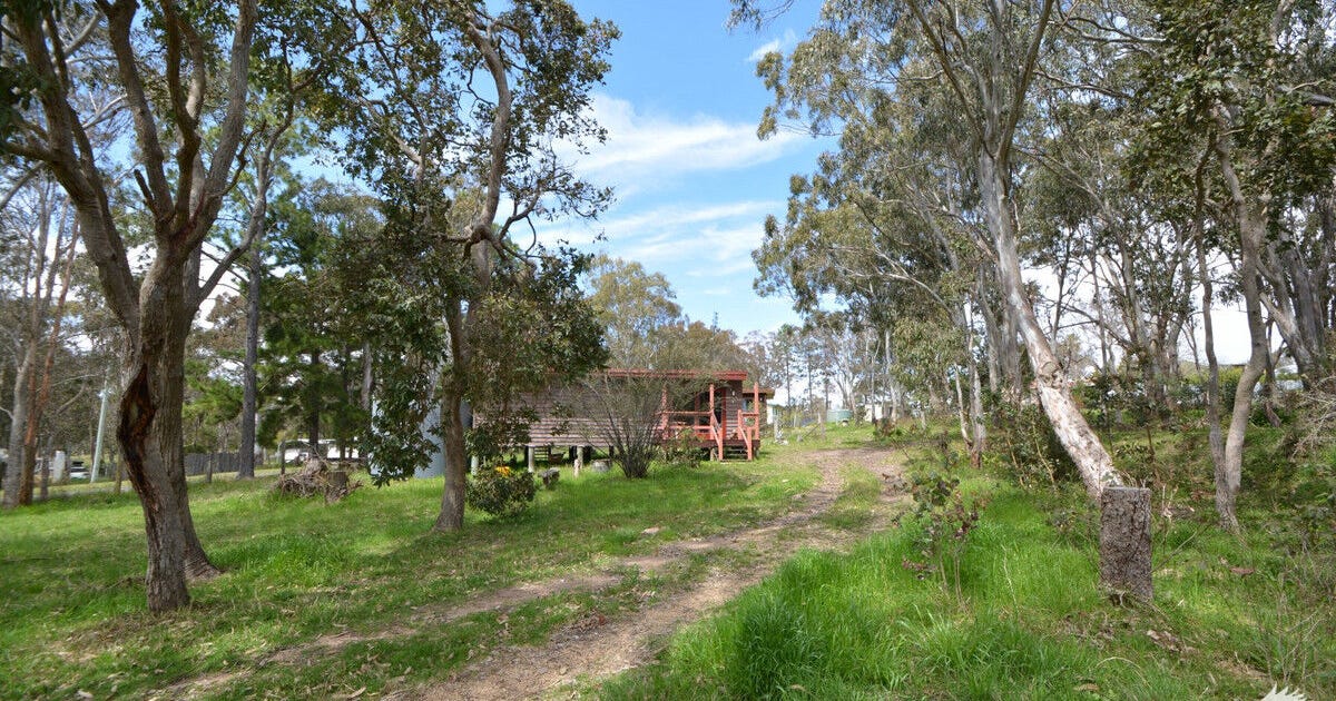 8 Clarence Street, Liston NSW 2372 - property.com.au