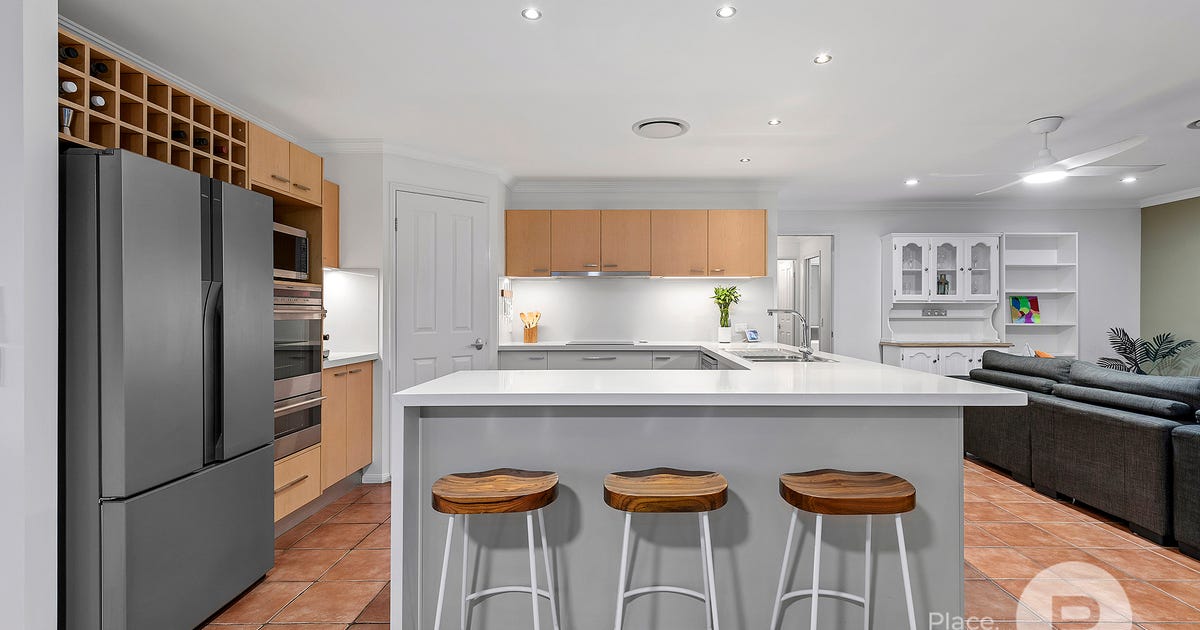 3 Awonga Court, Albany Creek QLD 4035 - property.com.au