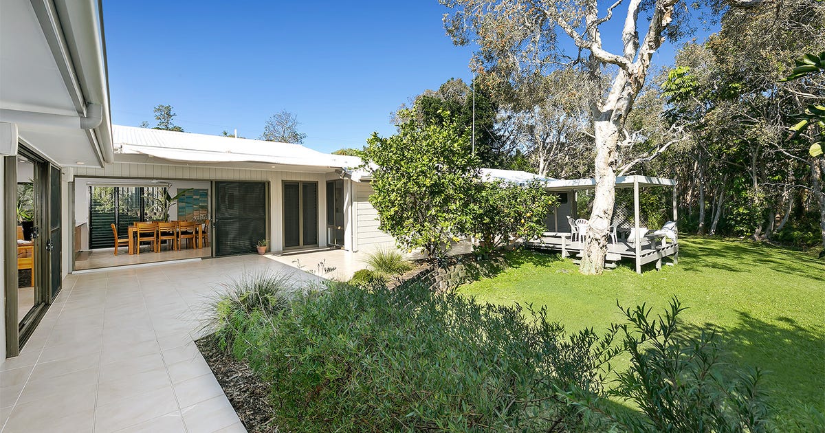 6 Chestnut Court, Marcus Beach QLD 4573 - property.com.au