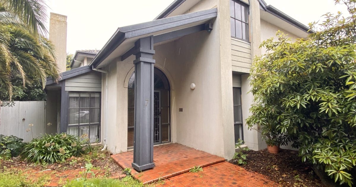 7 Bosco Terrace, Keilor Lodge VIC 3038 - property.com.au