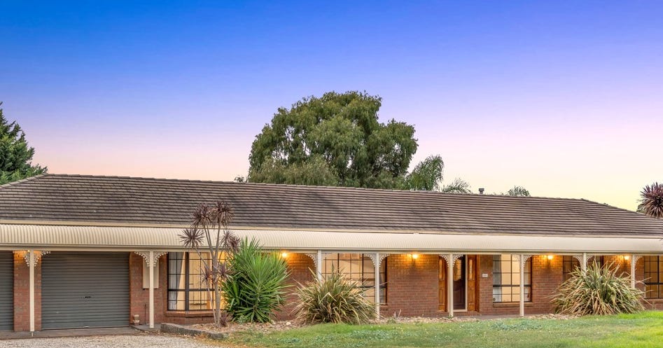 22 Greenock Court, Greenvale VIC 3059 - property.com.au