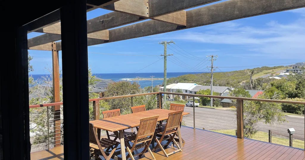 35 Ocean View Parade, Caves Beach NSW 2281 - property.com.au