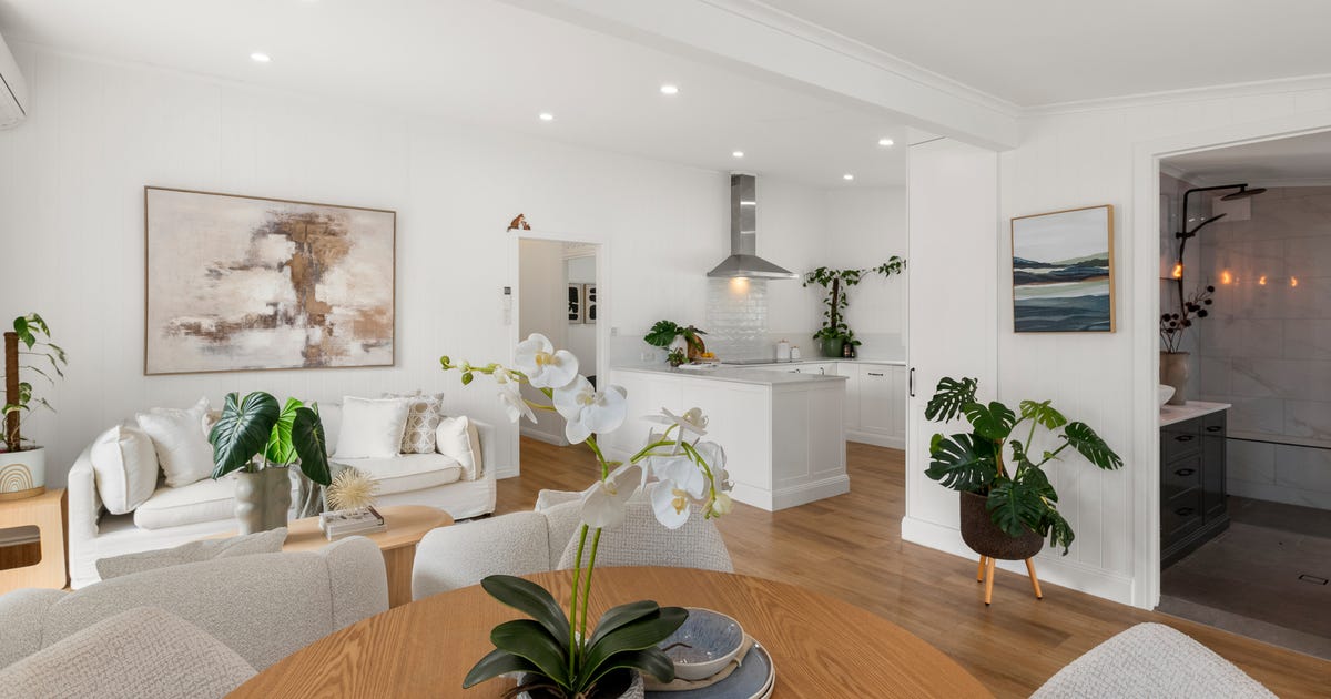 9 Duke Street, Annerley QLD 4103 - property.com.au