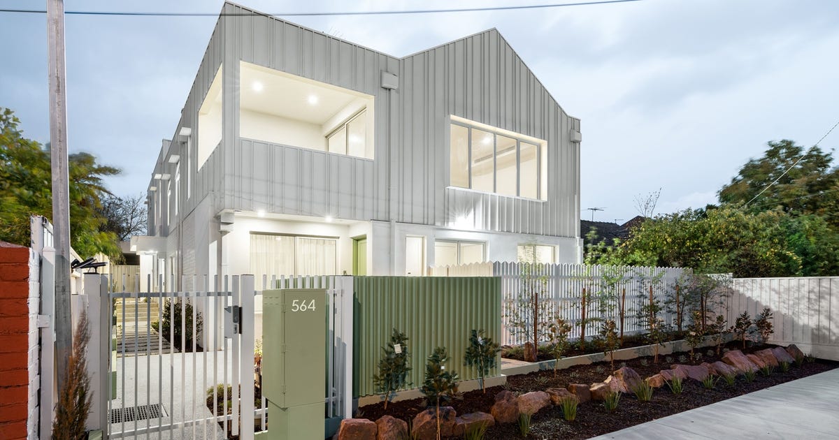 2/564 Bell Street, Preston VIC 3072 - property.com.au