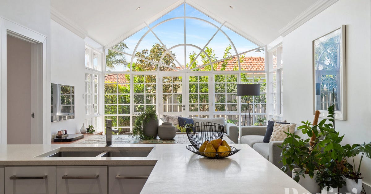 10 Watson Place, Maylands WA 6051 - property.com.au