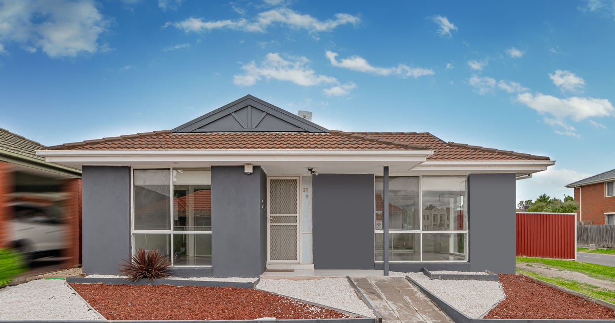 95 Rossiter Avenue, Roxburgh Park VIC 3064 - property.com.au