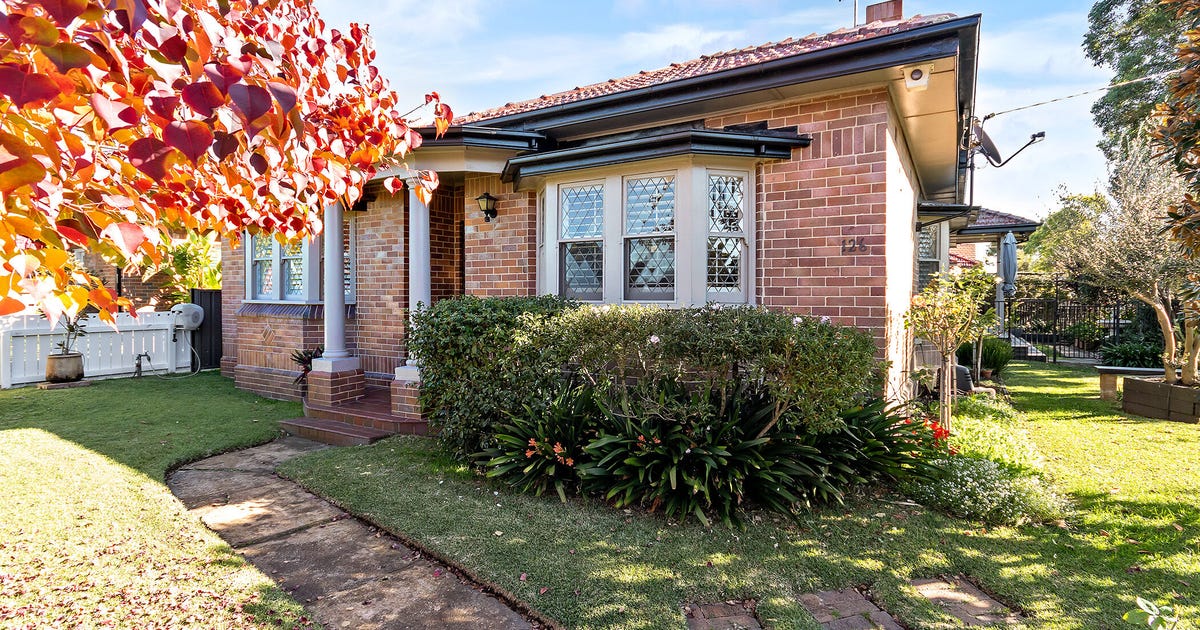 126 Gordon Avenue, Hamilton South NSW 2303 - property.com.au