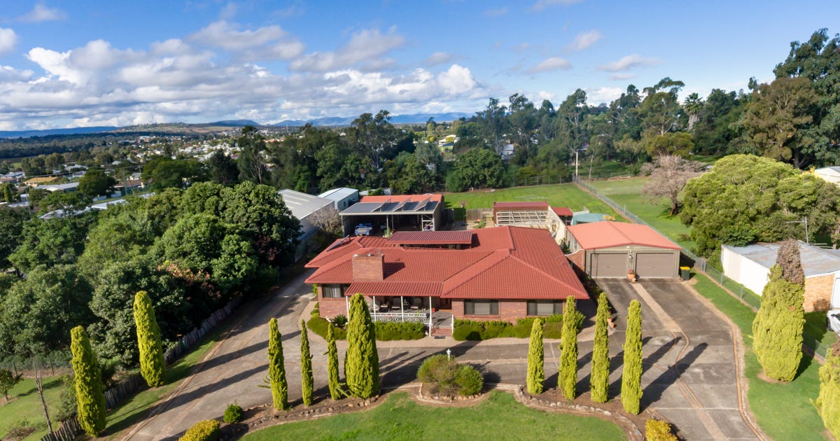 12 Douglas Street, Warwick QLD 4370 - property.com.au