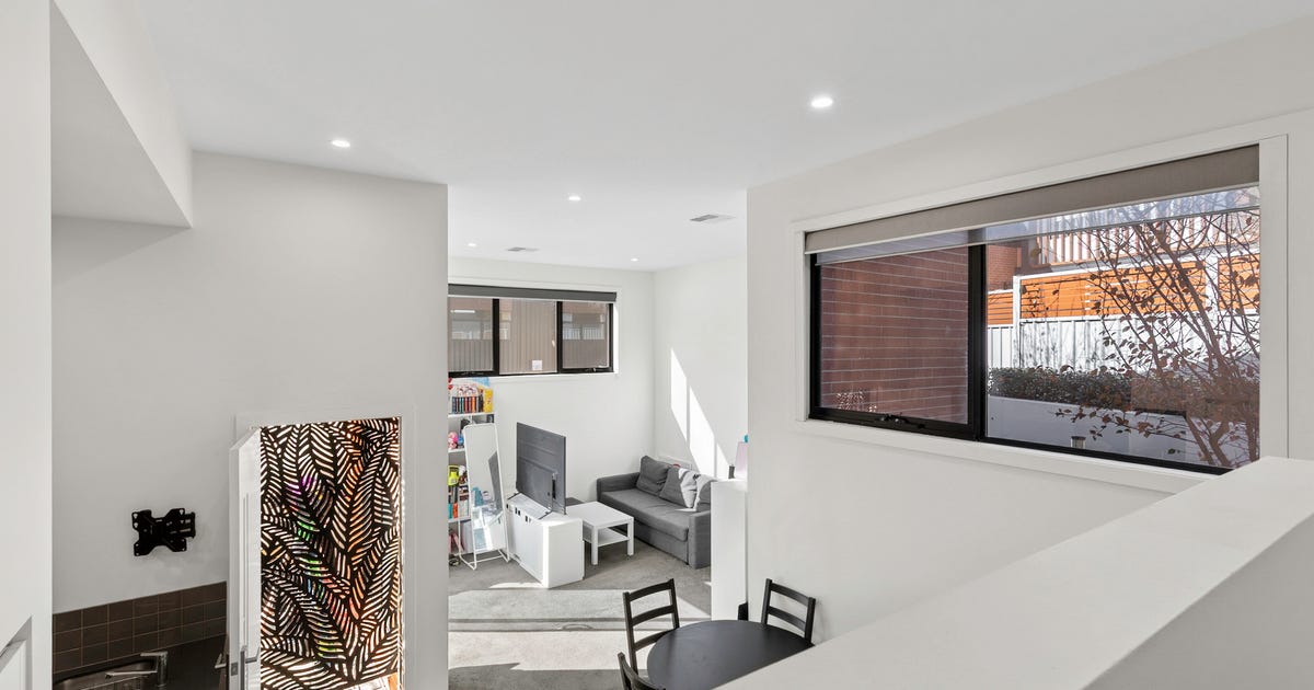 126/1 Rowland Rees Cres, Greenway ACT 2900 - property.com.au