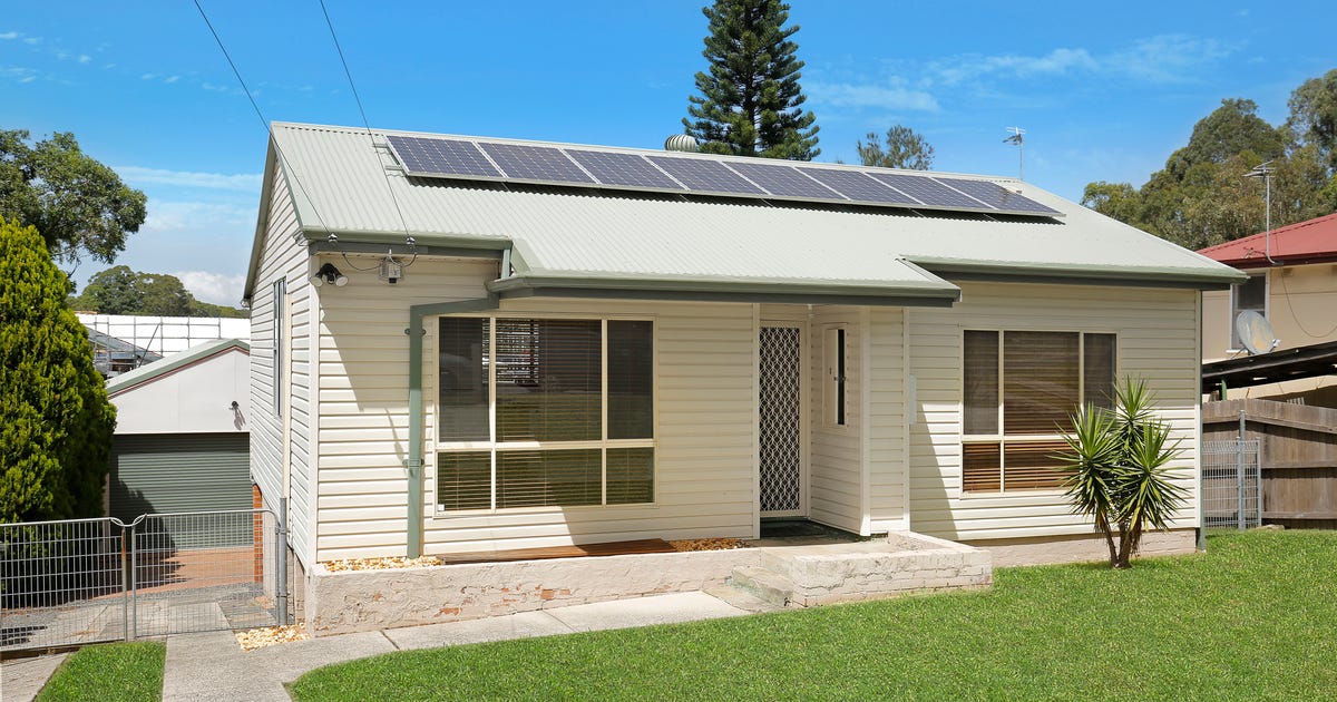 19 Maynes Parade, Unanderra NSW 2526 - property.com.au