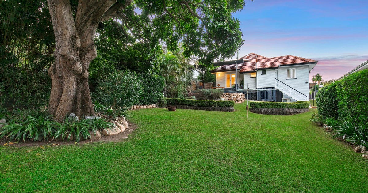 193 Edinburgh Castle Road, Wavell Heights QLD 4012 - property.com.au