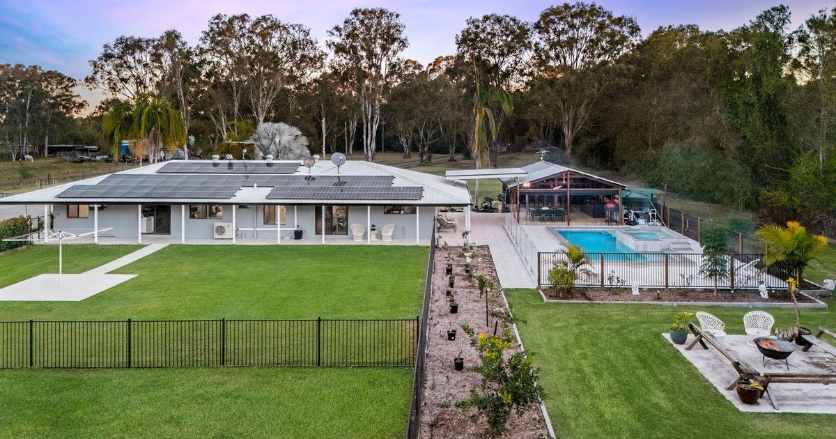752 Beachmere Road, Beachmere QLD 4510 - property.com.au