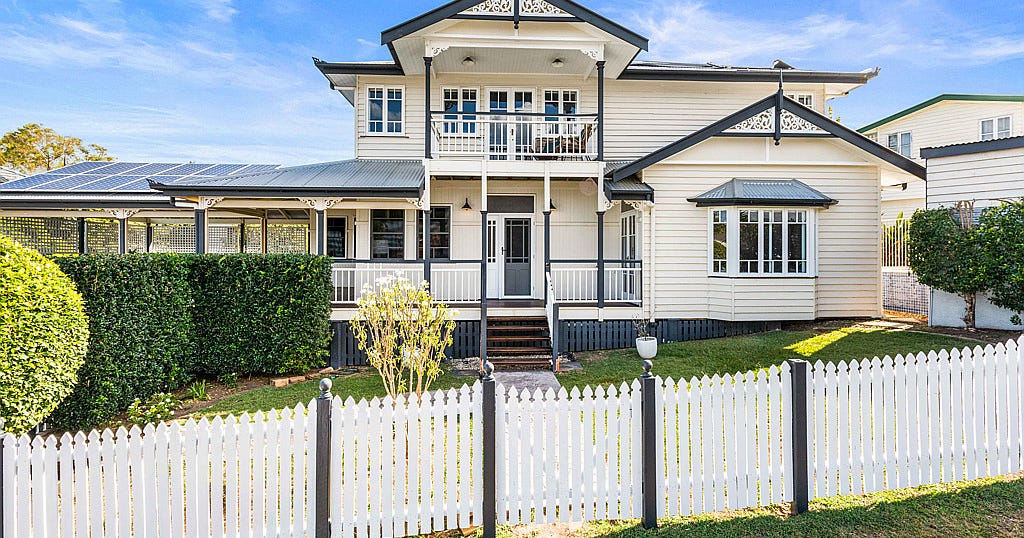 60 Quirinal Cres, Seven Hills QLD 4170 - property.com.au