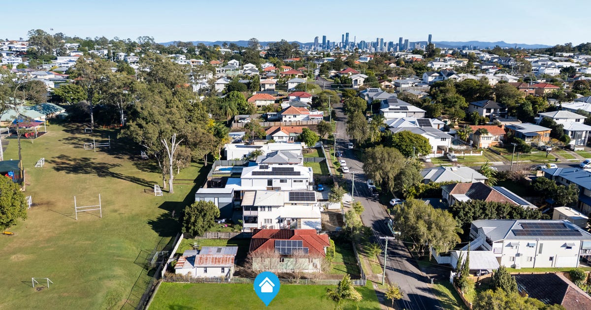 23 Risley Street, Carina QLD 4152 - property.com.au