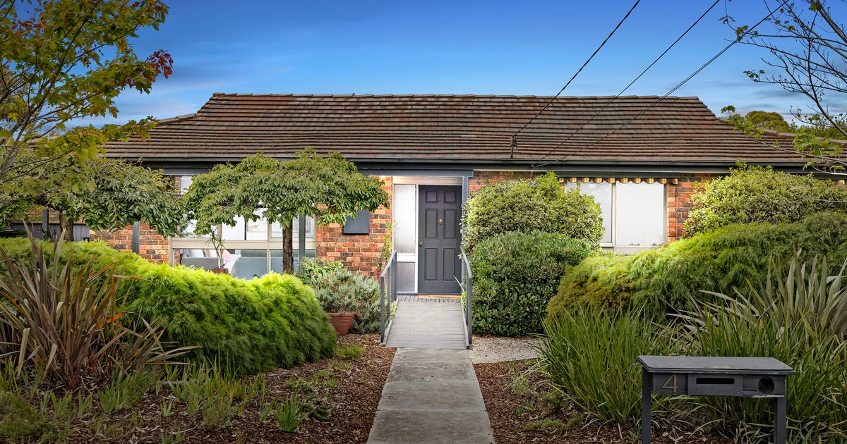 4 Barham Avenue, Ferntree Gully VIC 3156 - property.com.au