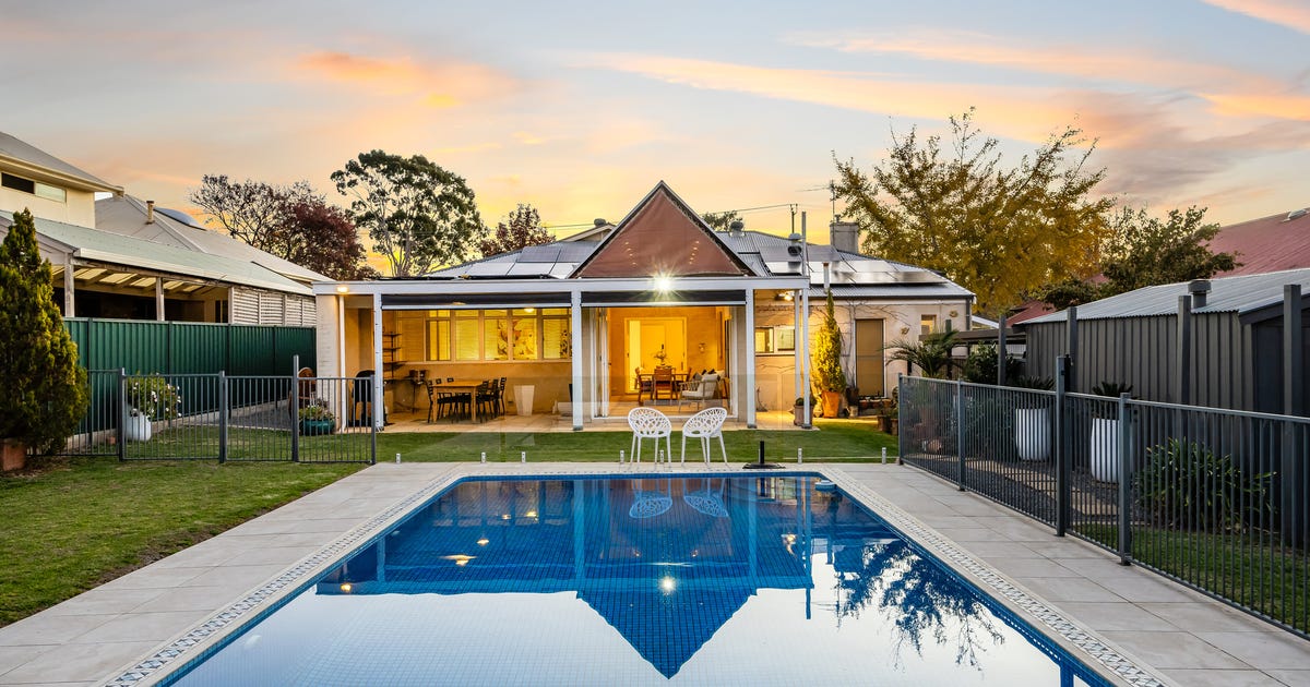 11 Carruth Road, Torrens Park SA 5062 - property.com.au