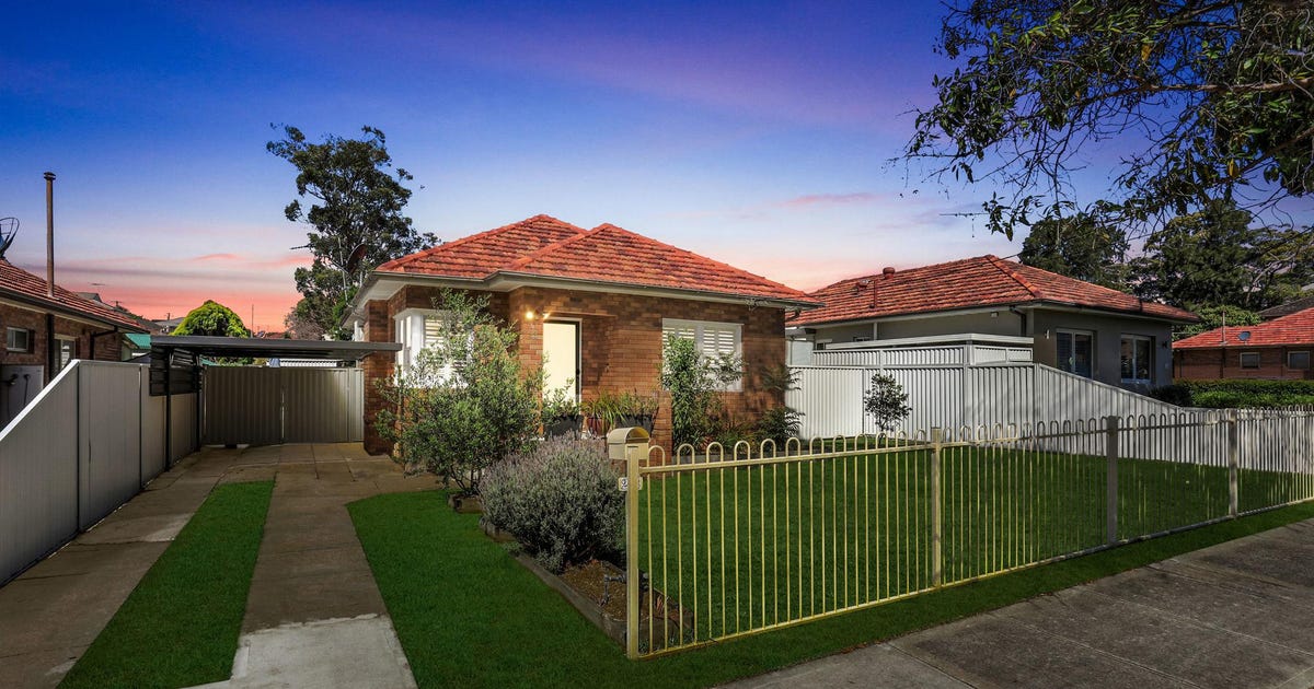 22 Margaret Street, Kingsgrove NSW 2208 - property.com.au