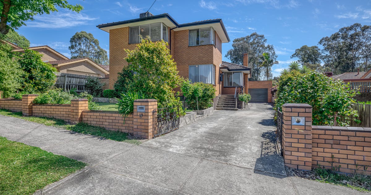 19 Wensley Street, Diamond Creek VIC 3089 - property.com.au