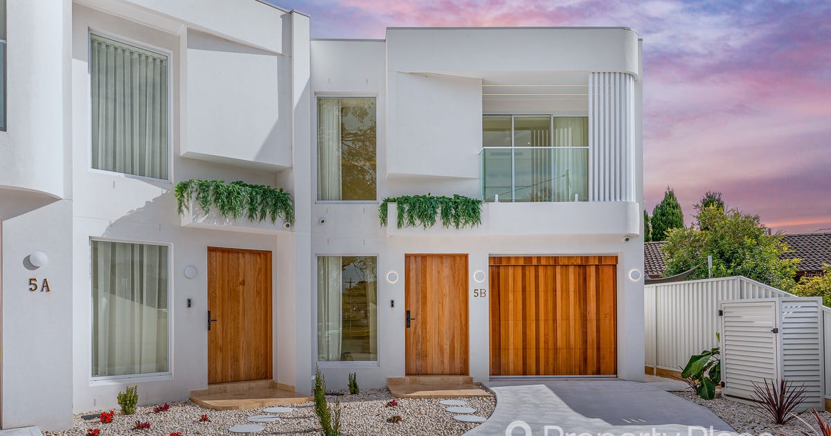 5B Lillian Cres, Revesby NSW 2212 - property.com.au