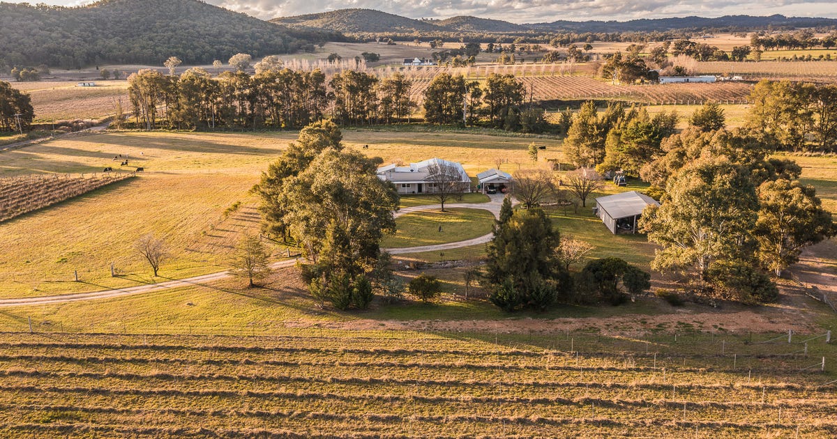 142 Black Springs Road, Eurunderee NSW 2850 - property.com.au